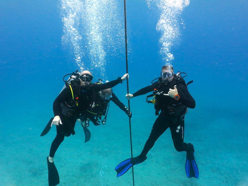 Oahu Morning Dive - Deep Wreck/Shallow Reef | Reef Pirates Diving